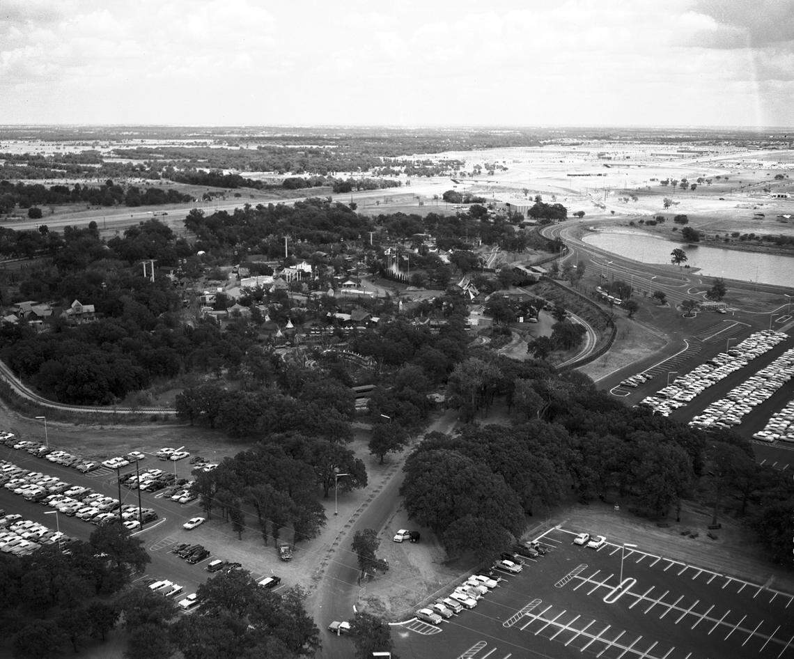 Six Flags Over Texas: Historic photos over the last 52 years | Fort ...