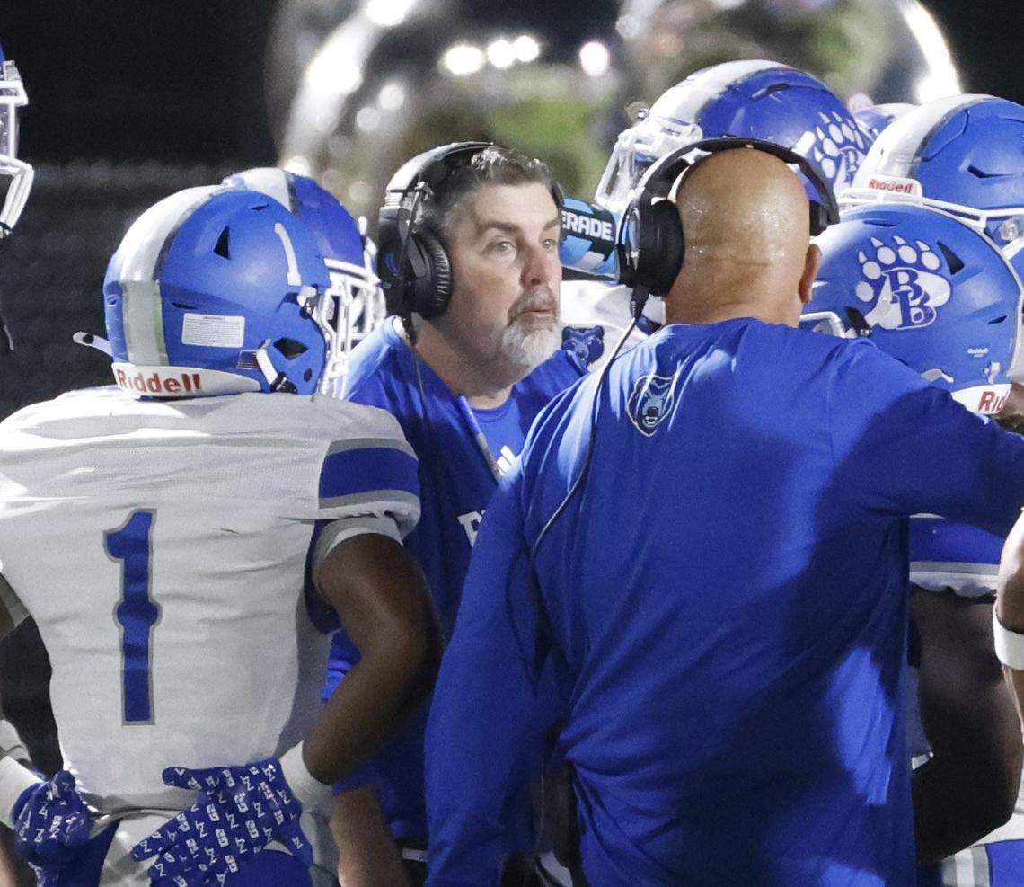 Brewer football takes down Birdville in crucial matchup | Fort Worth ...