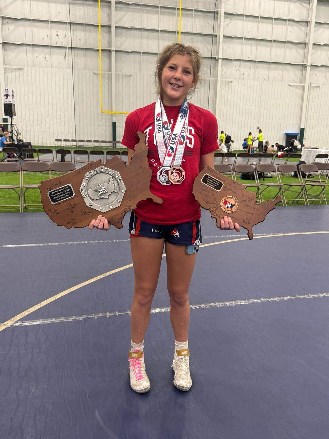 Zaylyn Woods, Montana De La Rosa’s daughter, now Azle wrestler | Fort ...