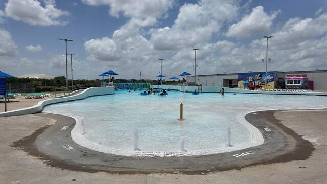 What to know: Epic Waters indoor water park in Grand Prairie | Fort ...