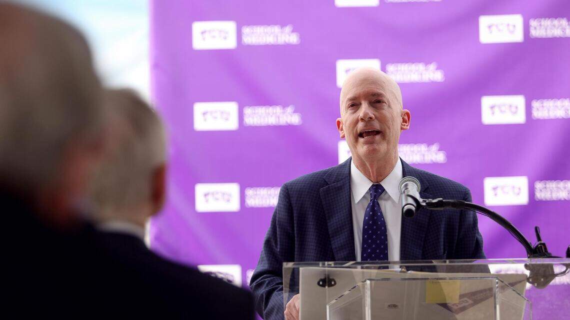 TCU chancellor reflects on tenure at Fort Worth university | Fort Worth ...