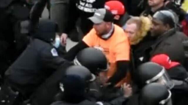 Texas man charged with violence to officers in Jan. 6 riot | Fort Worth ...