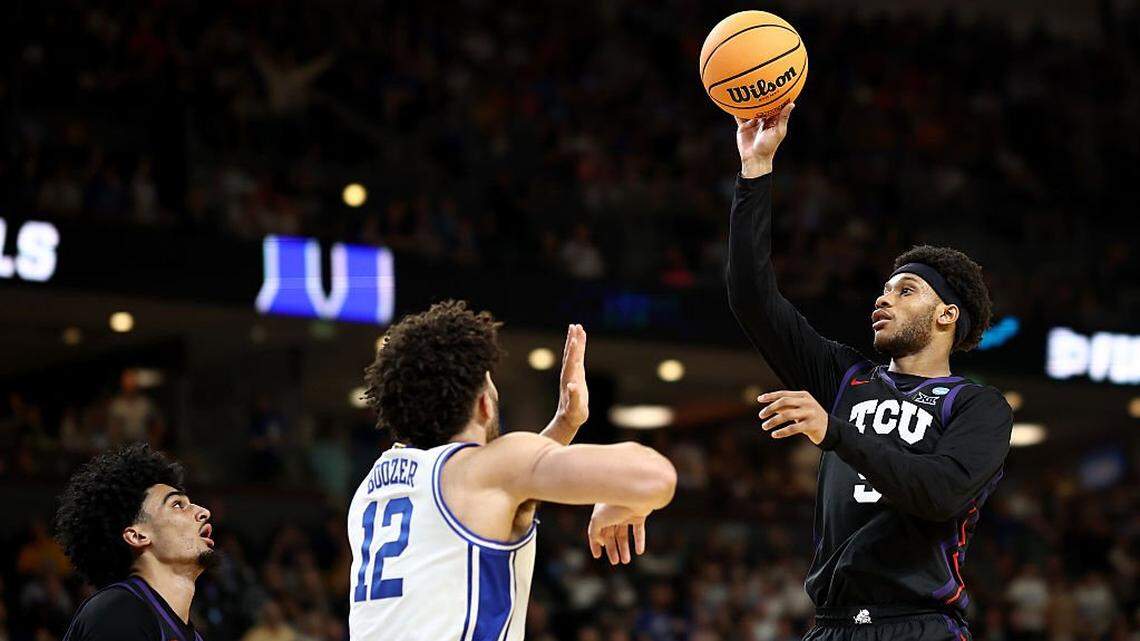 TCU starting forward Micah Robinson will return next season | Fort ...