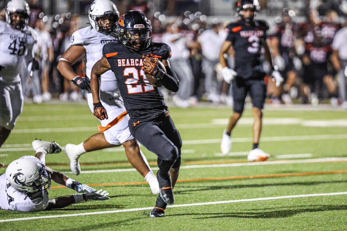 Aledo football secures strong week one win over Denton Guyer | Fort ...