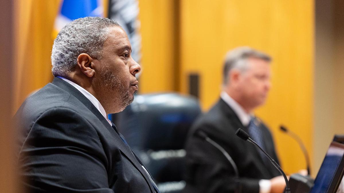 Tarrant County commissioners split on proposed tax rate | Fort Worth ...