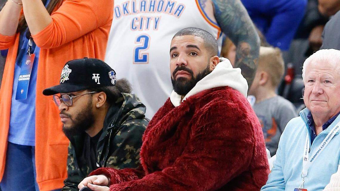 Drake wears Texas Rangers cap in Instagram story | Fort Worth Star-Telegram