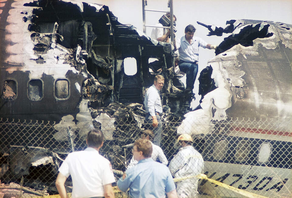 Newly published photos of 1988 crash of Delta 1141 at DFW | Fort Worth ...