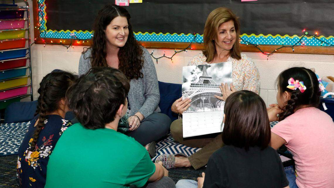 Arlington opens dual language program for elementary students | Fort ...