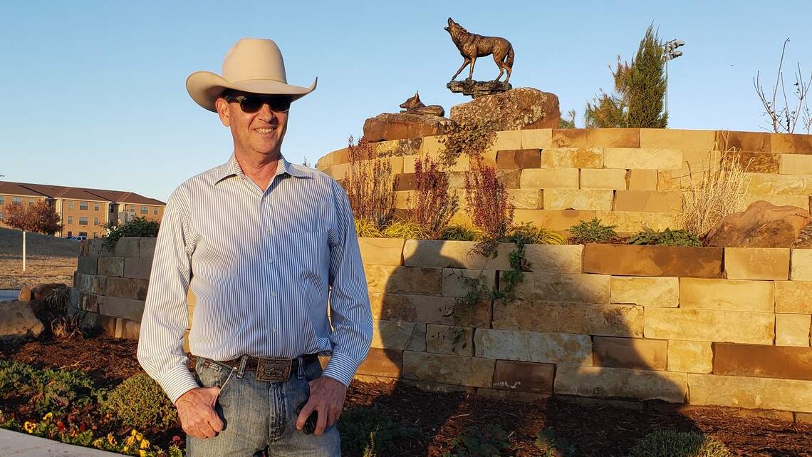 Weatherford College gets mascot statue, adds sports programs | Fort ...