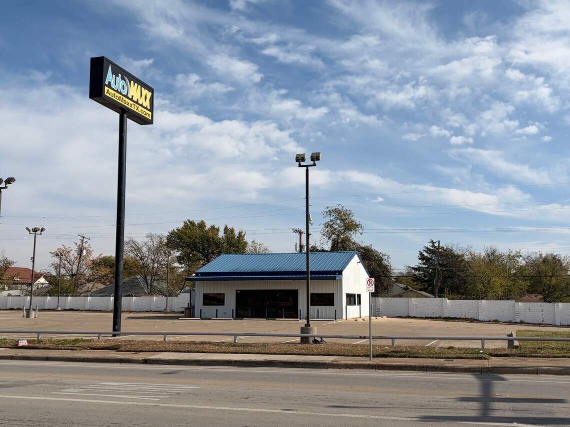 Hemphill neighbors hit a snag in building new community hub | Fort ...