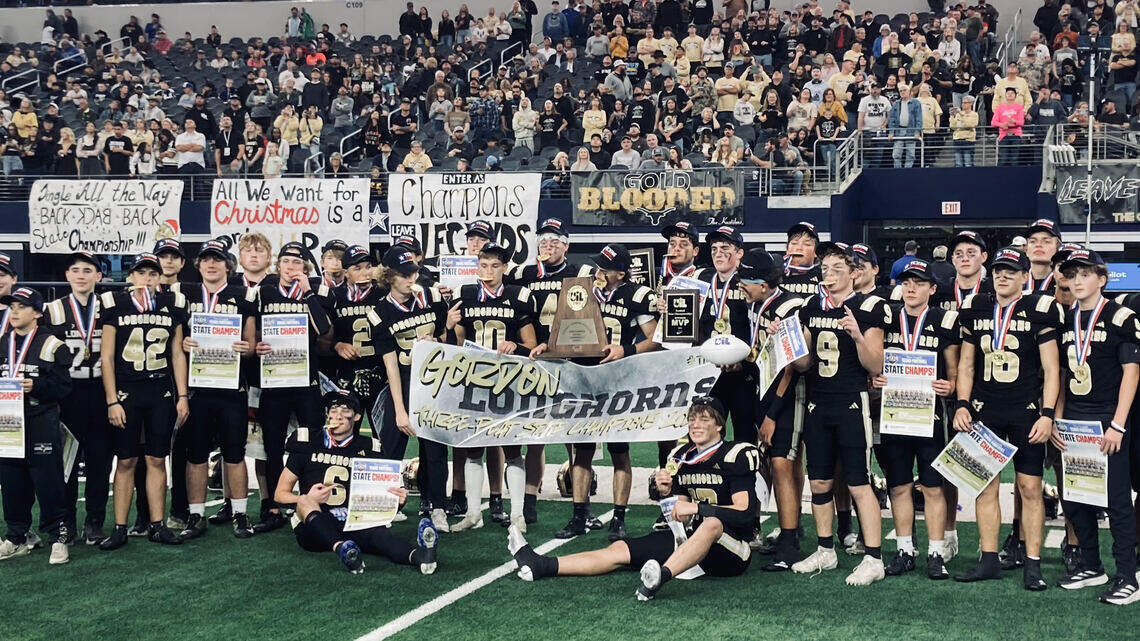 Gordon six-man football season goes from tornado to triumph | Fort ...