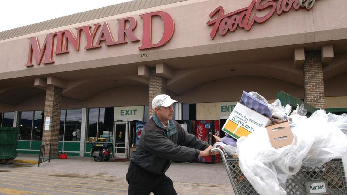 Fiesta buying 11 Minyard, Sun Fresh Markets, including stores in Fort ...