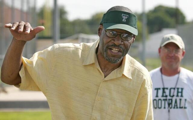 Ex-Trimble Tech coach Quintin Robinson joins former players Friday ...