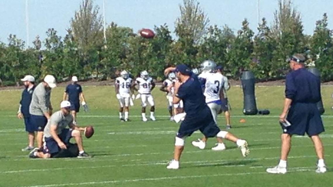 Tony Romo makes practice appearance, much to teammates’ delight | Fort ...