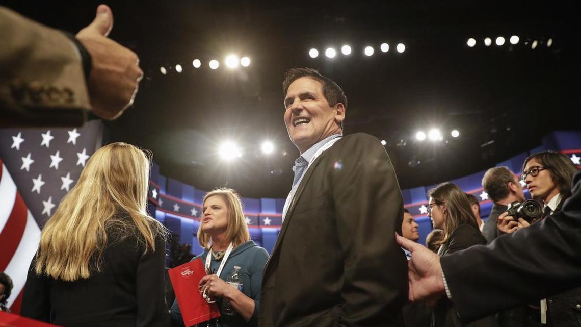 Mark Cuban and Dirk Nowitzki are happy, leaving the Mavs flat | Fort ...